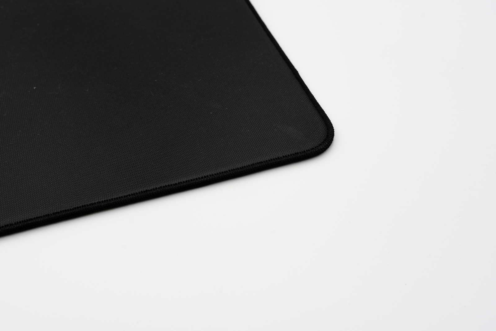 RIZZ x NACHOCUSTOMZ [Doodles] - Mousepad